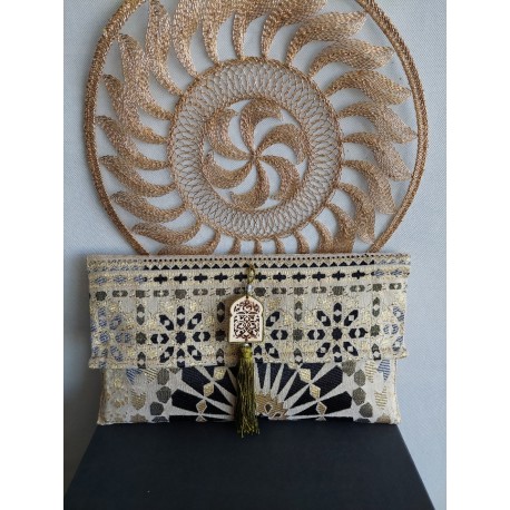 Clouch - Tienda Khallessha